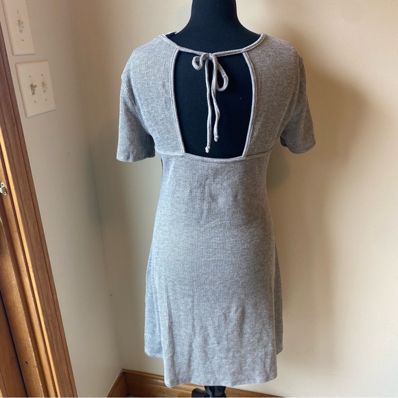 Heatherly | Dresses | Heatherly Dress Stitch Fix Byanka Open Back ...